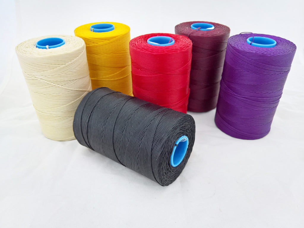 Coats Classic Waxed Braided Polyester Thread